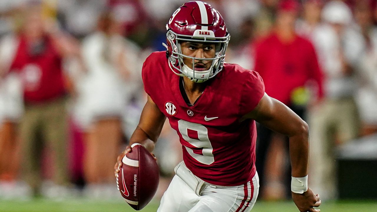 LSU vs. #2 Alabama (Football) 11/10/21 - Stream the Game Live - Watch ESPN