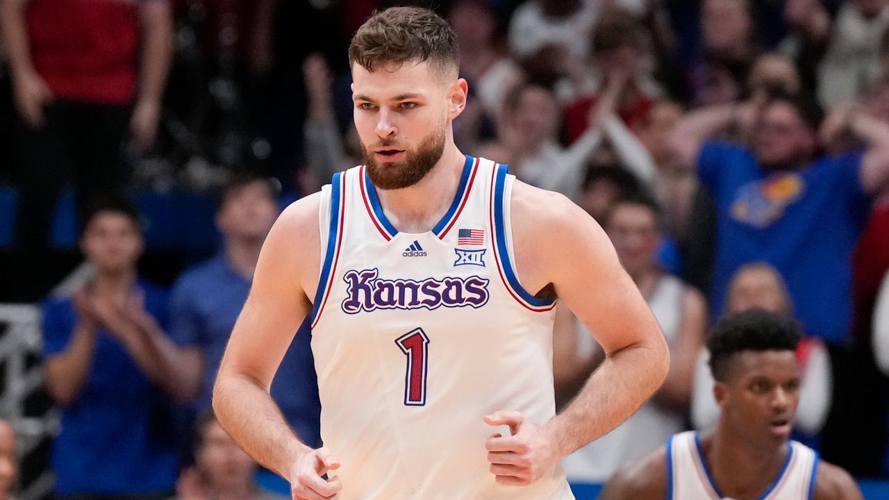 En Español-#3 Kansas vs. Oklahoma State 1/16/24 - Stream the Game Live - Watch ESPN